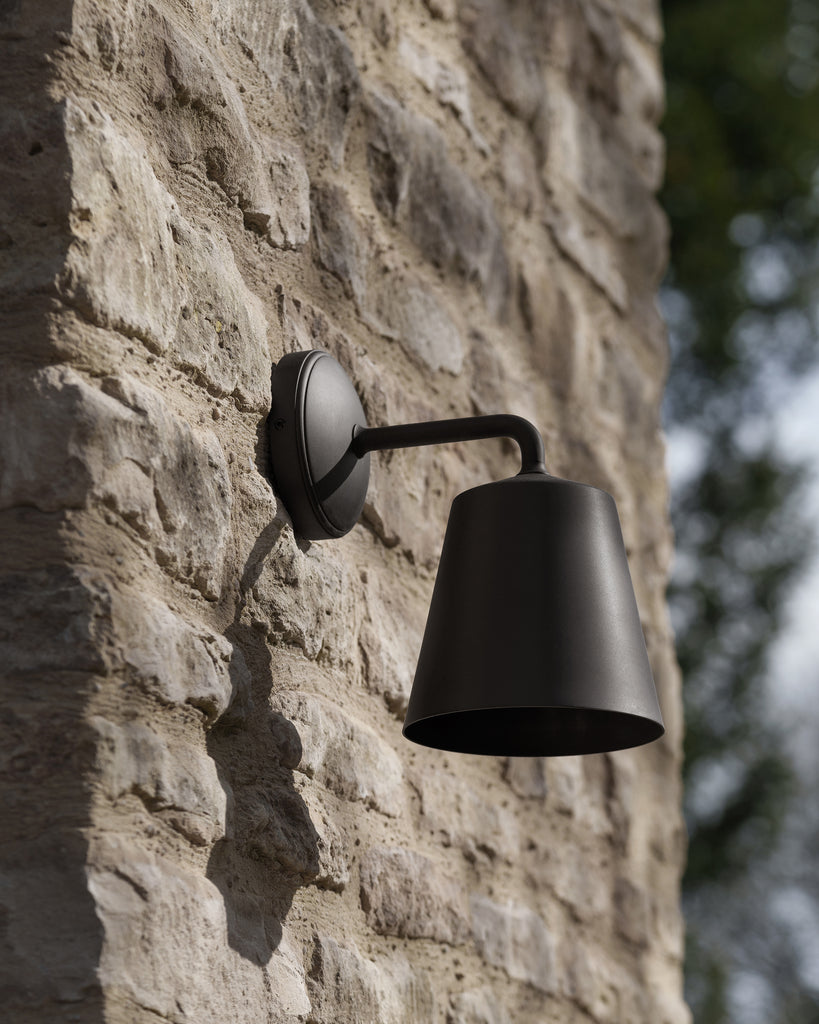 Richmond Medium Wall Light | Bronze | Corston